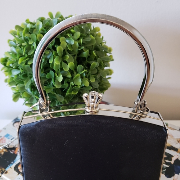 Sasha Fabiani | Bags | Vintage Sasha Hard Side Handbag | Poshmark
